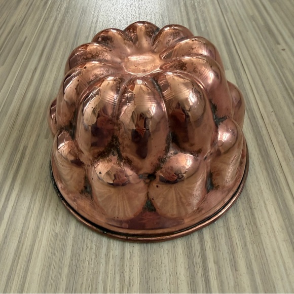 Kitchen | Vintage Copper Cake Or Gelatin Mold With A Fluted Design ...